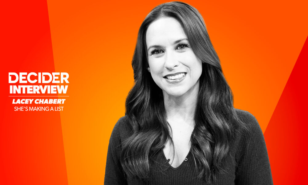 Lacey Chabert Prepares for Holidays with New Christmas Movie - PRESSIQNEWS